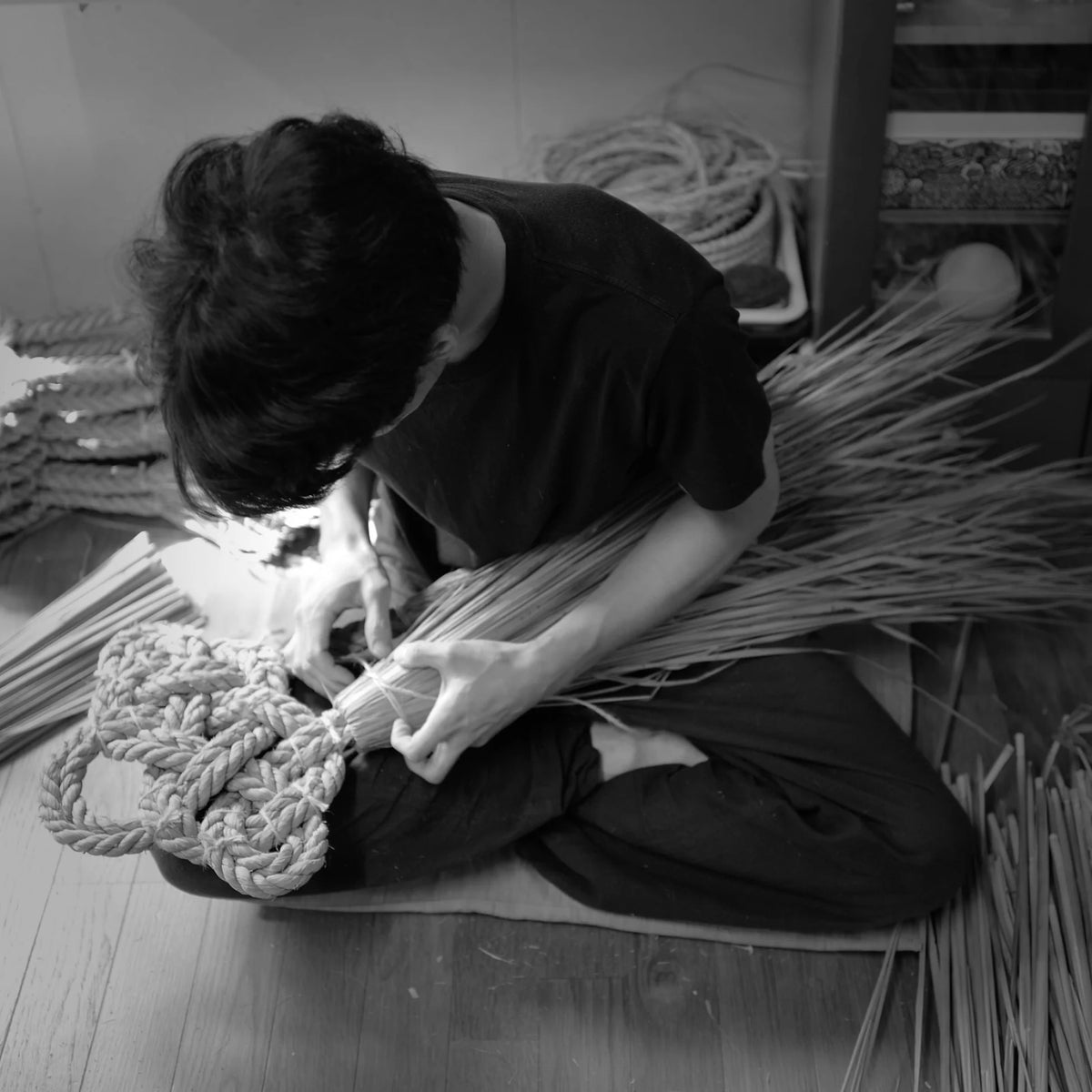 A sheaf of rice Luck for a close connection – hibino